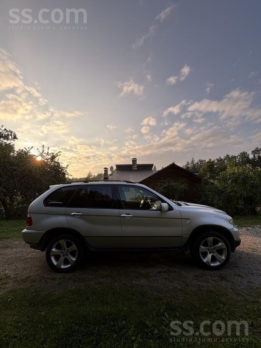 Grey BMW X5 2005 in Riga, with an engine capacity of 3.00 L and mileage of 381 thousand km for 2200 €, photo 7 on AUTOMOTO.COM.LV