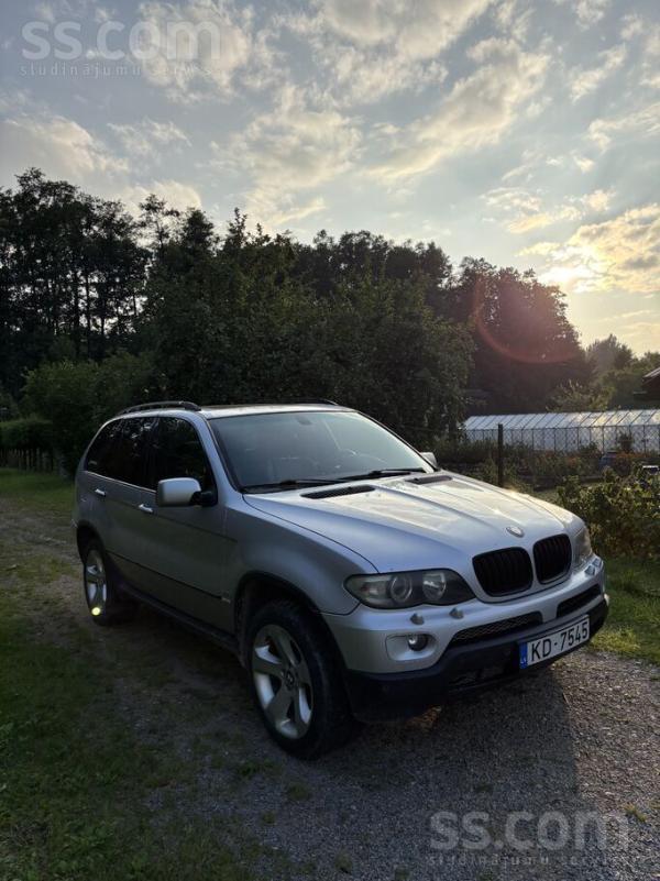 Grey BMW X5 2005 in Riga, with an engine capacity of 3.00 L and mileage of 381 thousand km for 2200 €, photo 7 on AUTOMOTO.COM.LV