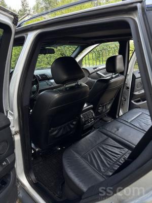 Grey BMW X5 2005 in Riga, with an engine capacity of 3.00 L and mileage of 381 thousand km for 2200 €, photo 15 on AUTOMOTO.COM.LV