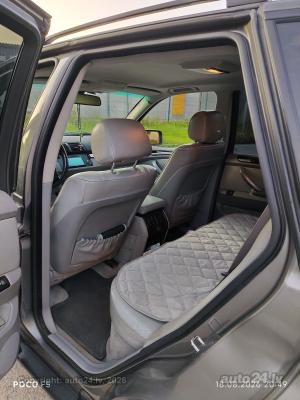 Pelēks BMW X5 2005 Tallina, ar dzinēja tilpumu 3.00 L un nobraukumu 280 tūkst. km par 3999 €, foto 4 vietnē AUTOMOTO.COM.LV