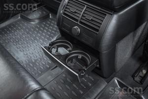 Grey BMW X5 2005 in Riga, with an engine capacity of 3.00 L and mileage of 352 thousand km for 4150 €, photo 14 on AUTOMOTO.COM.LV