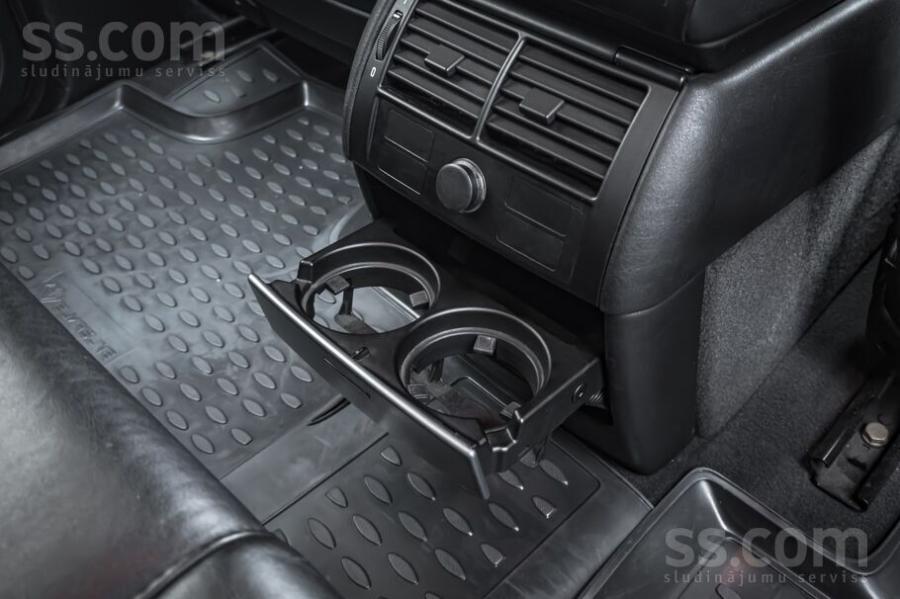 Grey BMW X5 2005 in Riga, with an engine capacity of 3.00 L and mileage of 352 thousand km for 4150 €, photo 14 on AUTOMOTO.COM.LV