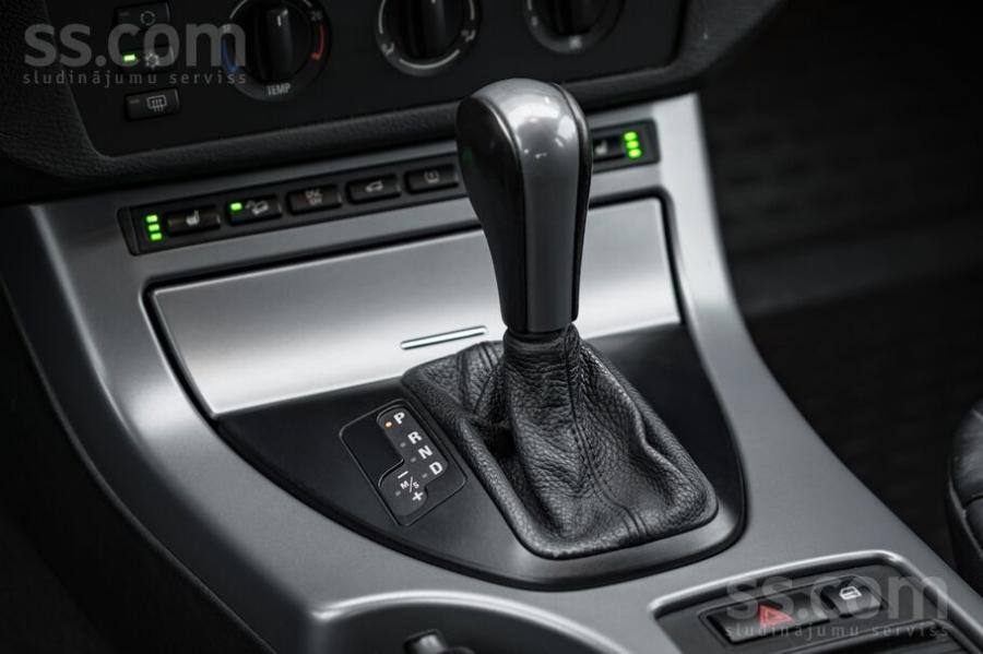 Grey BMW X5 2005 in Riga, with an engine capacity of 3.00 L and mileage of 352 thousand km for 4150 €, photo 19 on AUTOMOTO.COM.LV