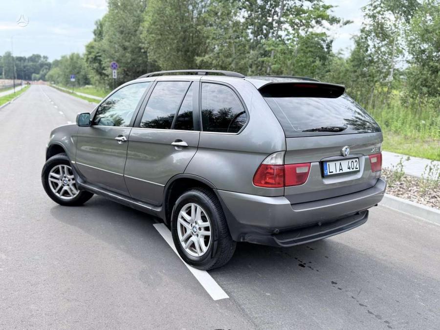 Серый БМВ Х5 2005 в Вильнюс, объемом двигателя 2.99 л и пробегом 350 тыс. км за 4200 €, фото 5 на AUTOMOTO.COM.LV
