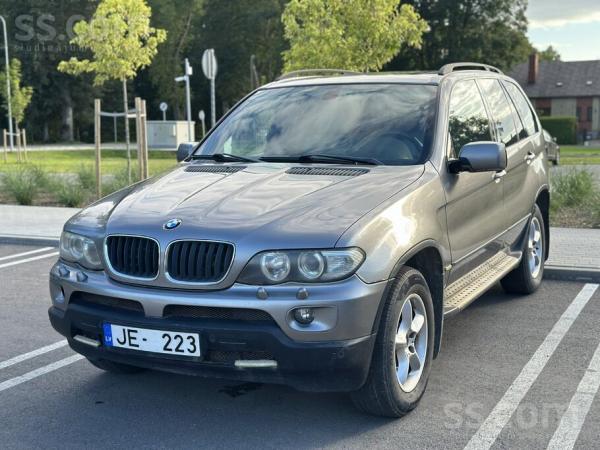 Pelēks BMW X5 2005 Rīga, ar dzinēja tilpumu 3.00 L un nobraukumu 330 tūkst. km par 4300 €, foto 1 vietnē AUTOMOTO.COM.LV