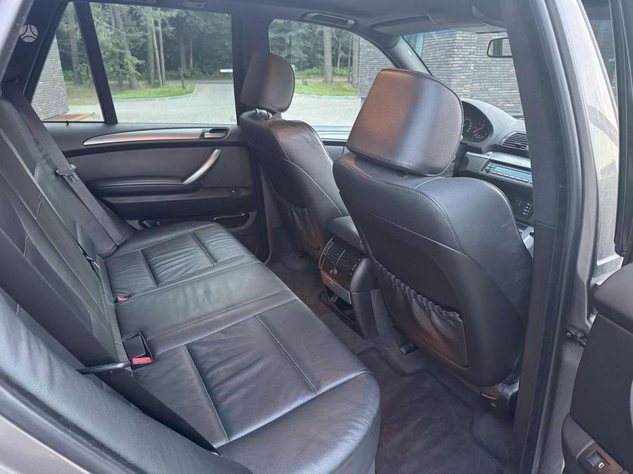 Grey BMW X5 2005 in Vilnius, with an engine capacity of 2.99 L and mileage of 334 thousand km for 6250 €, photo 16 on AUTOMOTO.COM.LV