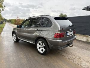 Pelēks BMW X5 2005 Kauņa, ar dzinēja tilpumu 3.00 L un nobraukumu 475 tūkst. km par 4200 €, foto 4 vietnē AUTOMOTO.COM.LV