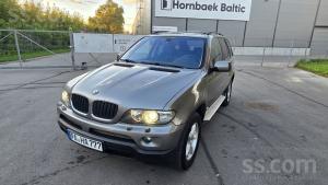 Pelēks BMW X5 2005 Rīga, ar dzinēja tilpumu 3.00 L un nobraukumu 350 tūkst. km par 5950 €, foto  vietnē AUTOMOTO.COM.LV