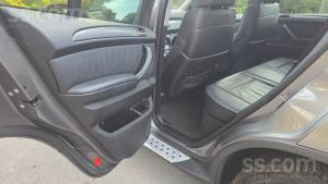 Pelēks BMW X5 2005 Rīga, ar dzinēja tilpumu 3.00 L un nobraukumu 350 tūkst. km par 5950 €, foto 22 vietnē AUTOMOTO.COM.LV