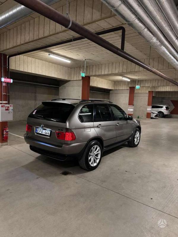 Pelēks BMW X5 2005 Viļņa, ar dzinēja tilpumu 2.99 L un nobraukumu 308 tūkst. km par 4800 €, foto 7 vietnē AUTOMOTO.COM.LV