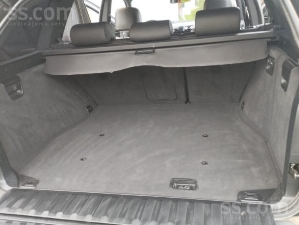 Pelēks BMW X5 2006 Gulbene, ar dzinēja tilpumu 3.00 L un nobraukumu 270 tūkst. km par 7000 €, foto 10 vietnē AUTOMOTO.COM.LV