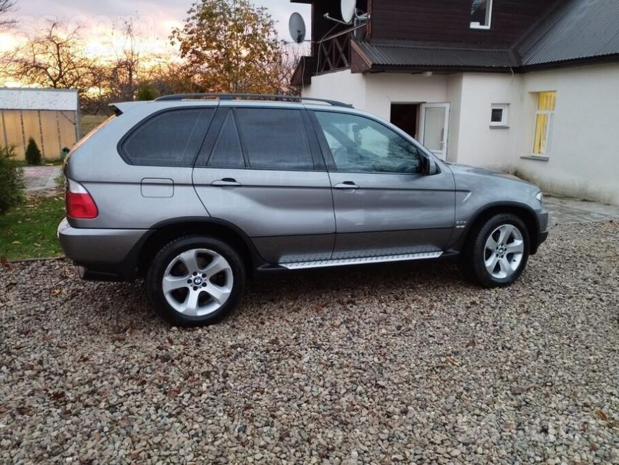 Pelēks BMW X5 2006 Gulbene, ar dzinēja tilpumu 3.00 L un nobraukumu 270 tūkst. km par 7000 €, foto 14 vietnē AUTOMOTO.COM.LV