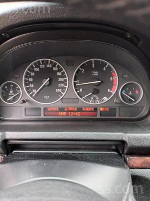 Pelēks BMW X5 2006 Gulbene, ar dzinēja tilpumu 3.00 L un nobraukumu 270 tūkst. km par 7000 €, foto 15 vietnē AUTOMOTO.COM.LV