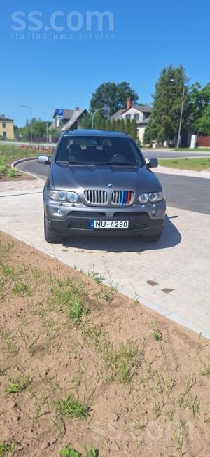 Grey BMW X5 2006 in Aizkraukle, with an engine capacity of 3.00 L and mileage of 357 thousand km for 4800 €, photo 1 on AUTOMOTO.COM.LV