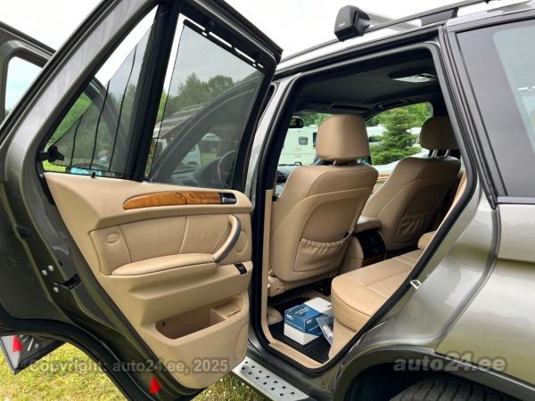 Pelēks BMW X5 2006 Tallina, ar dzinēja tilpumu 3.00 L un nobraukumu 243 tūkst. km par 9999 €, foto 11 vietnē AUTOMOTO.COM.LV