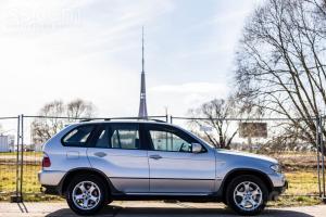 Pelēks BMW X5 2006 Rīga, ar dzinēja tilpumu 3.00 L un nobraukumu 340 tūkst. km par 5990 €, foto 6 vietnē AUTOMOTO.COM.LV