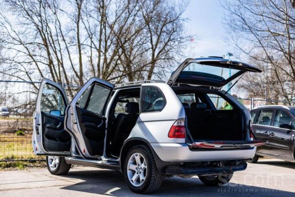 Grey BMW X5 2006 in Riga, with an engine capacity of 3.00 L and mileage of 340 thousand km for 5990 €, photo 9 on AUTOMOTO.COM.LV