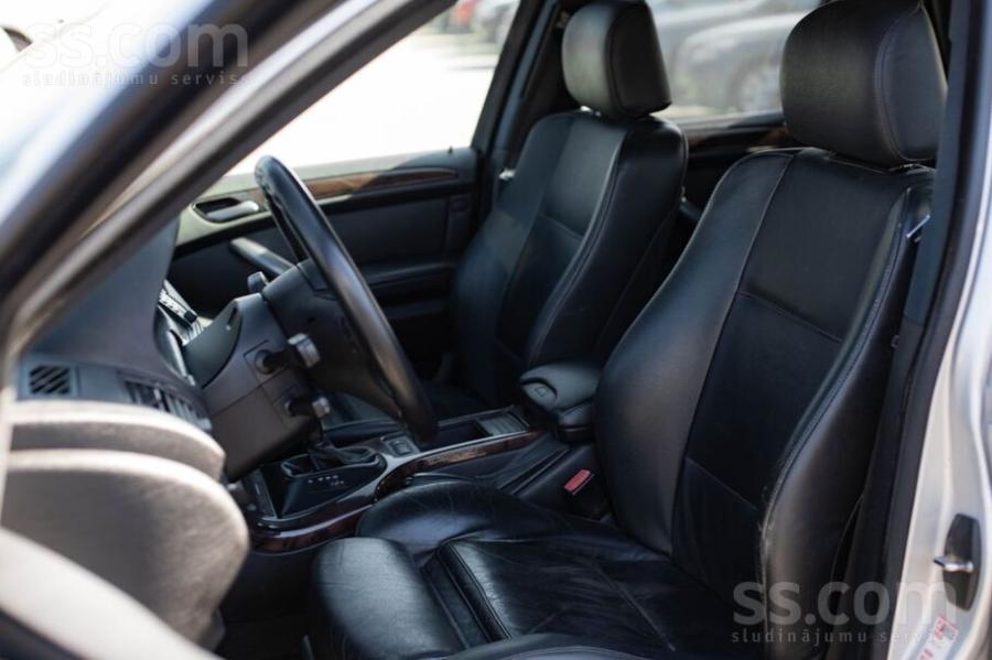 Pelēks BMW X5 2006 Rīga, ar dzinēja tilpumu 3.00 L un nobraukumu 340 tūkst. km par 5990 €, foto 13 vietnē AUTOMOTO.COM.LV