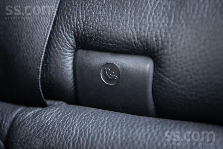 Grey BMW X5 2006 in Riga, with an engine capacity of 3.00 L and mileage of 345 thousand km for 5990 €, photo 12 on AUTOMOTO.COM.LV