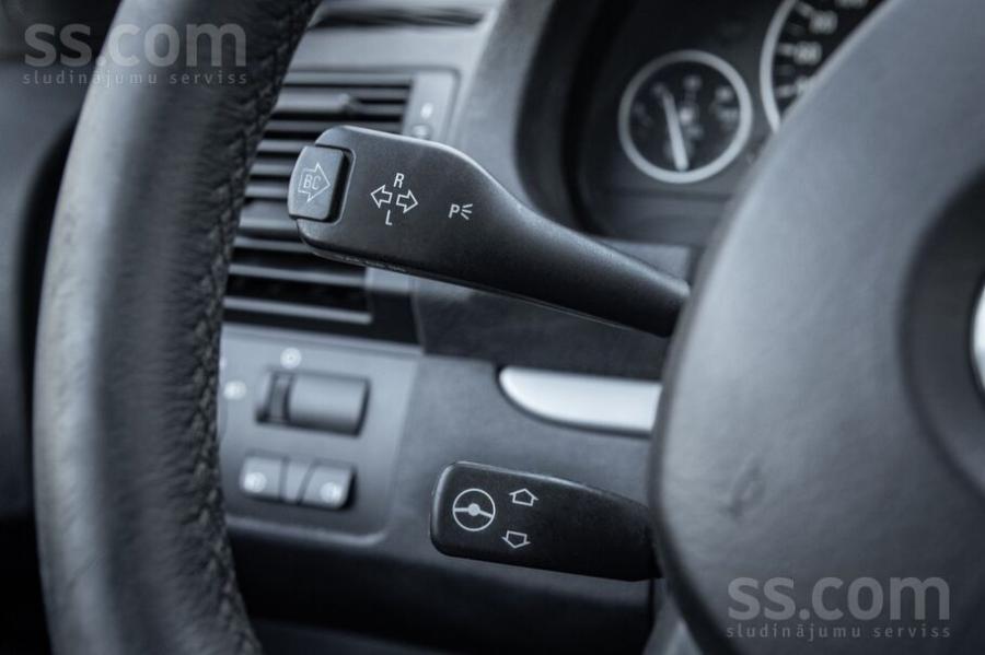 Grey BMW X5 2006 in Riga, with an engine capacity of 3.00 L and mileage of 345 thousand km for 5990 €, photo 18 on AUTOMOTO.COM.LV