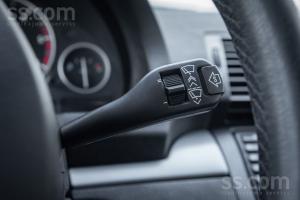 Grey BMW X5 2006 in Riga, with an engine capacity of 3.00 L and mileage of 345 thousand km for 5990 €, photo 20 on AUTOMOTO.COM.LV