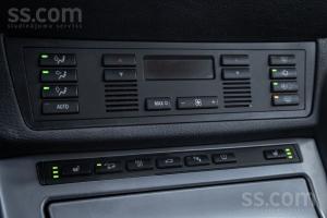 Grey BMW X5 2006 in Riga, with an engine capacity of 3.00 L and mileage of 345 thousand km for 5990 €, photo 23 on AUTOMOTO.COM.LV