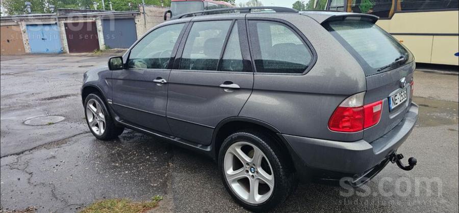 Pelēks BMW X5 2006 Rīga, ar dzinēja tilpumu 3.00 L un nobraukumu 390 tūkst. km par 5500 €, foto 5 vietnē AUTOMOTO.COM.LV