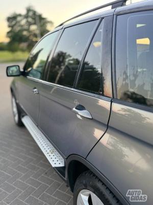 Grey BMW X5 2006 in Vilnius, with an engine capacity of 4.40 L and mileage of 197 thousand km for 4000 €, photo 9 on AUTOMOTO.COM.LV