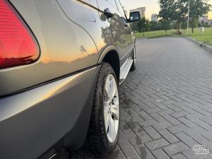 Grey BMW X5 2006 in Vilnius, with an engine capacity of 4.40 L and mileage of 197 thousand km for 4000 €, photo 12 on AUTOMOTO.COM.LV
