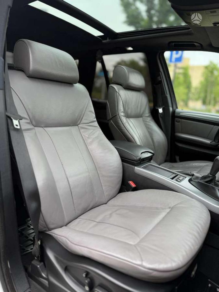 Grey BMW X5 2006 in Vilnius, with an engine capacity of 2.99 L and mileage of 2895 thousand km for 5500 €, photo 12 on AUTOMOTO.COM.LV