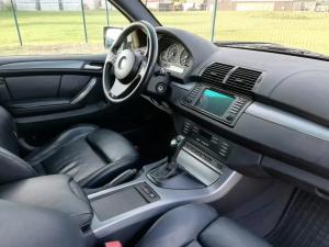 Grey BMW X5 2006 in Saldus, with an engine capacity of 3.00 L and mileage of 395 thousand km for 6600 €, photo 7 on AUTOMOTO.COM.LV