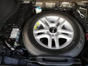 Grey BMW X5 2006 in Saldus, with an engine capacity of 3.00 L and mileage of 395 thousand km for 6600 €, photo 11 on AUTOMOTO.COM.LV
