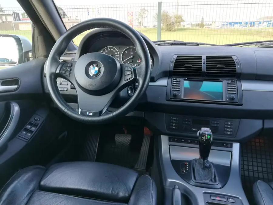 Grey BMW X5 2006 in Saldus, with an engine capacity of 3.00 L and mileage of 395 thousand km for 6600 €, photo 13 on AUTOMOTO.COM.LV