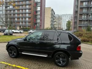 Grey BMW X5 2006 in Riga, with an engine capacity of 3.00 L and mileage of 221 thousand km for 4490 €, photo 3 on AUTOMOTO.COM.LV