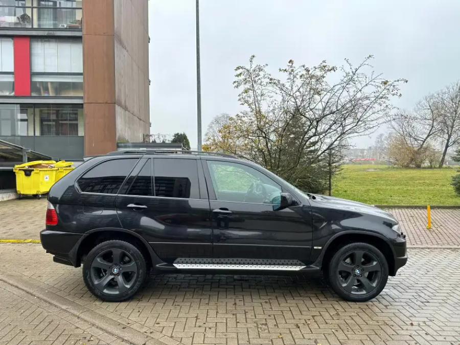 Grey BMW X5 2006 in Riga, with an engine capacity of 3.00 L and mileage of 221 thousand km for 4490 €, photo 5 on AUTOMOTO.COM.LV