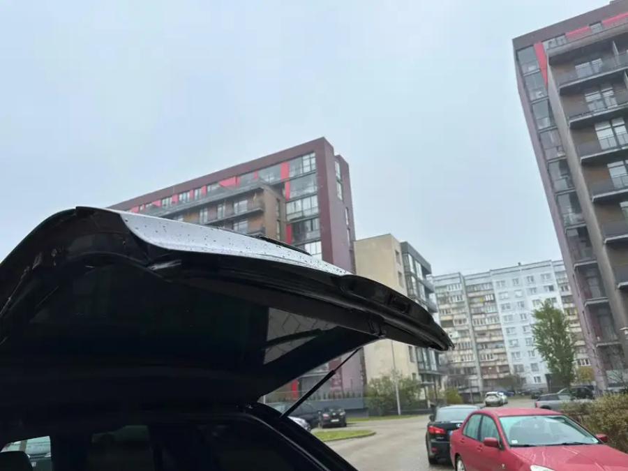 Grey BMW X5 2006 in Riga, with an engine capacity of 3.00 L and mileage of 221 thousand km for 4490 €, photo 12 on AUTOMOTO.COM.LV