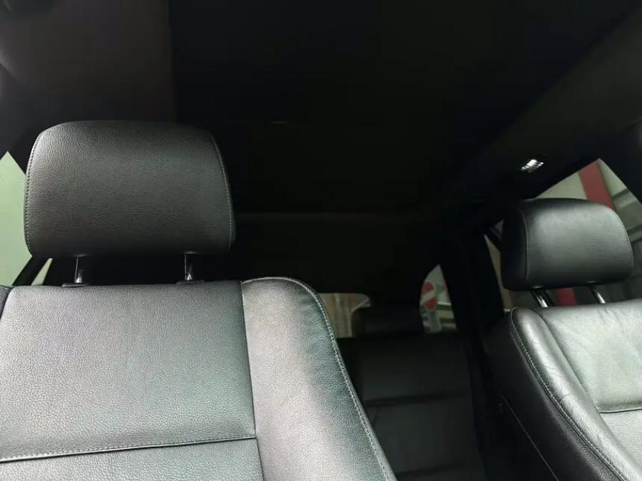 Grey BMW X5 2006 in Riga, with an engine capacity of 3.00 L and mileage of 221 thousand km for 4490 €, photo 14 on AUTOMOTO.COM.LV
