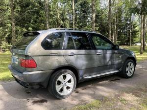 Pelēks BMW X5 2006 Šalčininkai, ar dzinēja tilpumu 4.40 L un nobraukumu 197 tūkst. km par 3000 €, foto 6 vietnē AUTOMOTO.COM.LV