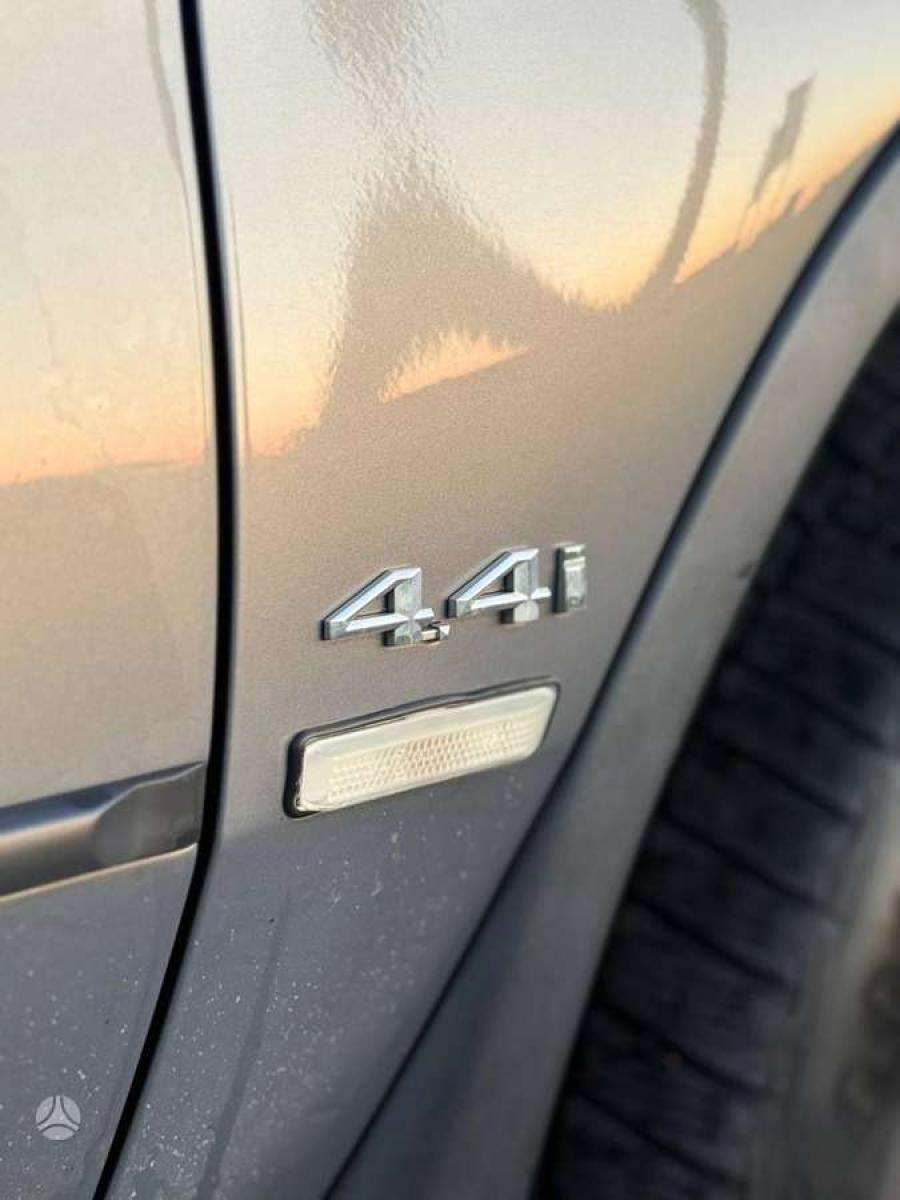Pelēks BMW X5 2006 Šalčininkai, ar dzinēja tilpumu 4.40 L un nobraukumu 197 tūkst. km par 3000 €, foto 24 vietnē AUTOMOTO.COM.LV