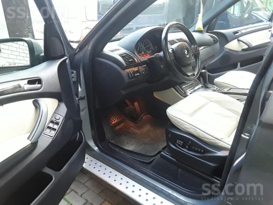 Grey BMW X5 2006 in Riga, with an engine capacity of 3.00 L and mileage of 290 thousand km for 6000 €, photo 10 on AUTOMOTO.COM.LV