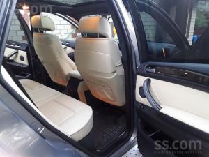 Grey BMW X5 2006 in Riga, with an engine capacity of 3.00 L and mileage of 290 thousand km for 6000 €, photo 14 on AUTOMOTO.COM.LV