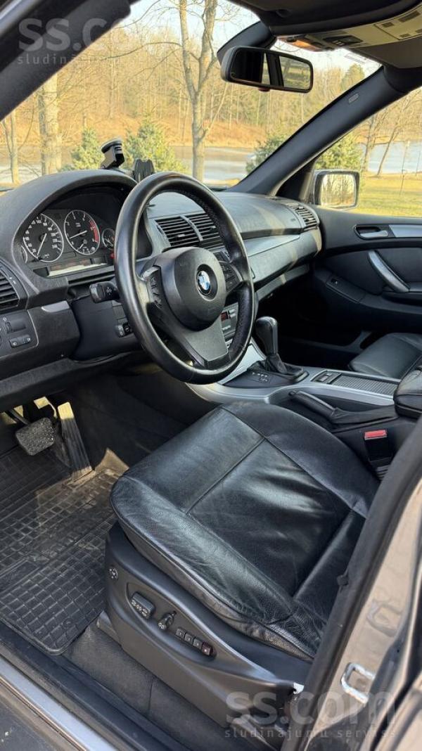 Grey BMW X5 2006 in Valmiera, with an engine capacity of 3.00 L and mileage of 307 thousand km for 5600 €, photo 8 on AUTOMOTO.COM.LV