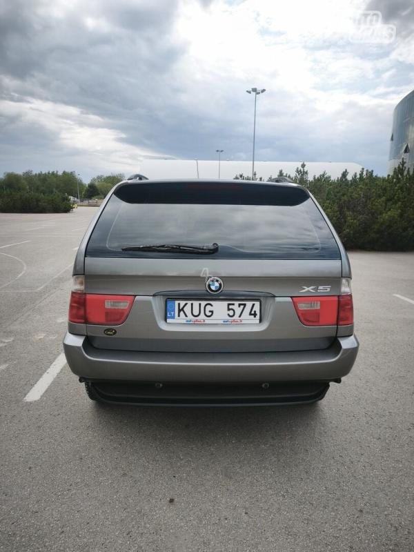 Grey BMW X5 2006 in Siauliai, with an engine capacity of 3.00 L and mileage of 281 thousand km for 4750 €, photo 8 on AUTOMOTO.COM.LV