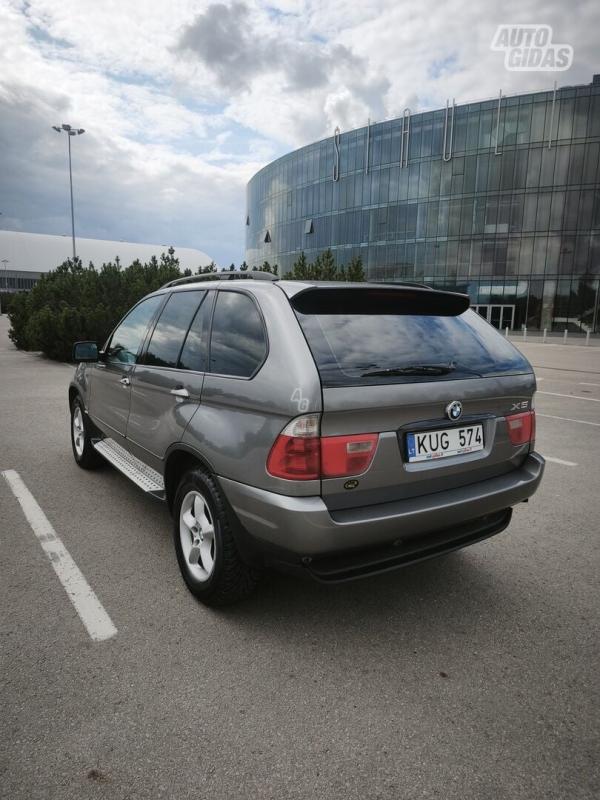 Grey BMW X5 2006 in Siauliai, with an engine capacity of 3.00 L and mileage of 281 thousand km for 4750 €, photo 9 on AUTOMOTO.COM.LV
