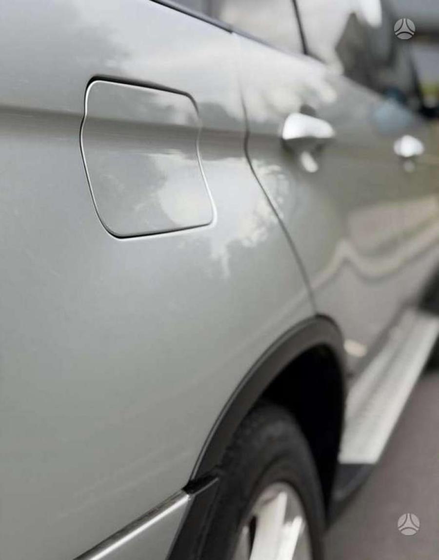 Grey BMW X5 2006 in Vilnius, with an engine capacity of 3.00 L and mileage of 289 thousand km for 5500 €, photo 15 on AUTOMOTO.COM.LV