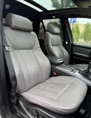 Pelēks BMW X5 2006 Viļņa, ar dzinēja tilpumu 2.99 L un nobraukumu 297 tūkst. km par 5500 €, foto 21 vietnē AUTOMOTO.COM.LV
