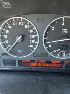 Pelēks BMW X5 2006 Marijampole, ar dzinēja tilpumu 3.00 L un nobraukumu 307 tūkst. km par 6300 €, foto 18 vietnē AUTOMOTO.COM.LV