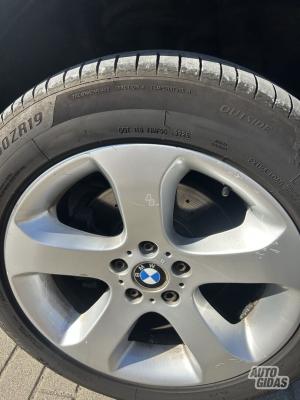 Pelēks BMW X5 2006 Marijampole, ar dzinēja tilpumu 3.00 L un nobraukumu 307 tūkst. km par 6300 €, foto 22 vietnē AUTOMOTO.COM.LV