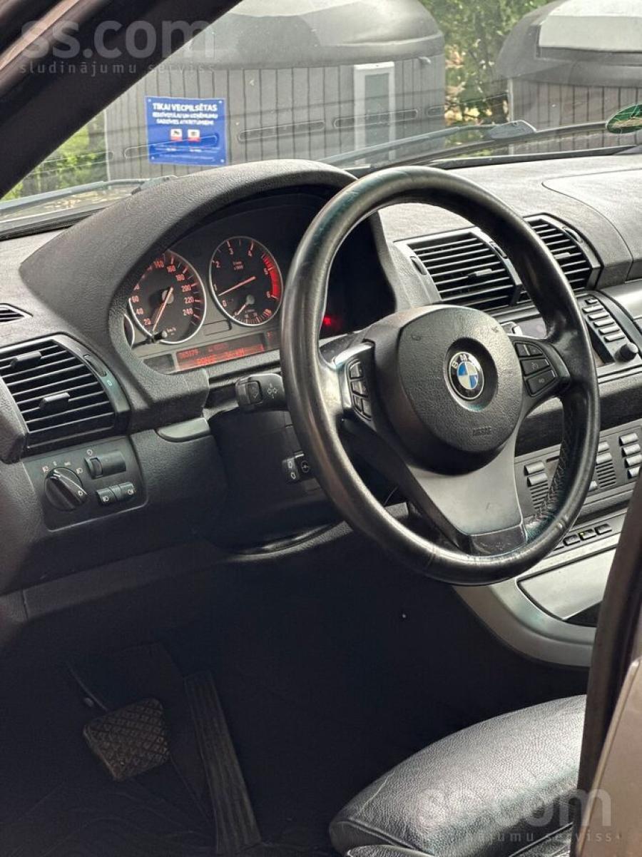 Pelēks BMW X5 2006 Cēsis, ar dzinēja tilpumu 3.00 L un nobraukumu 365 tūkst. km par 3990 €, foto 15 vietnē AUTOMOTO.COM.LV
