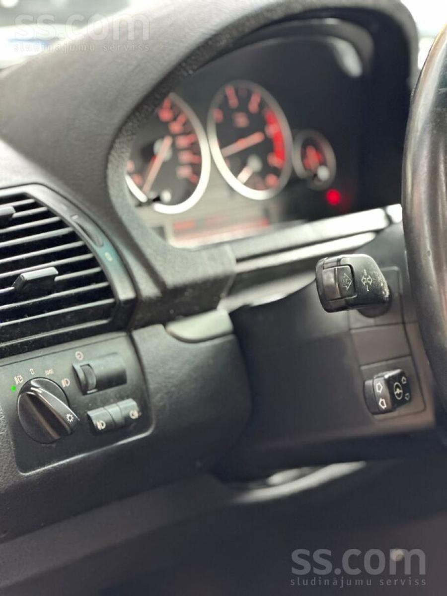 Pelēks BMW X5 2006 Cēsis, ar dzinēja tilpumu 3.00 L un nobraukumu 365 tūkst. km par 3990 €, foto 17 vietnē AUTOMOTO.COM.LV